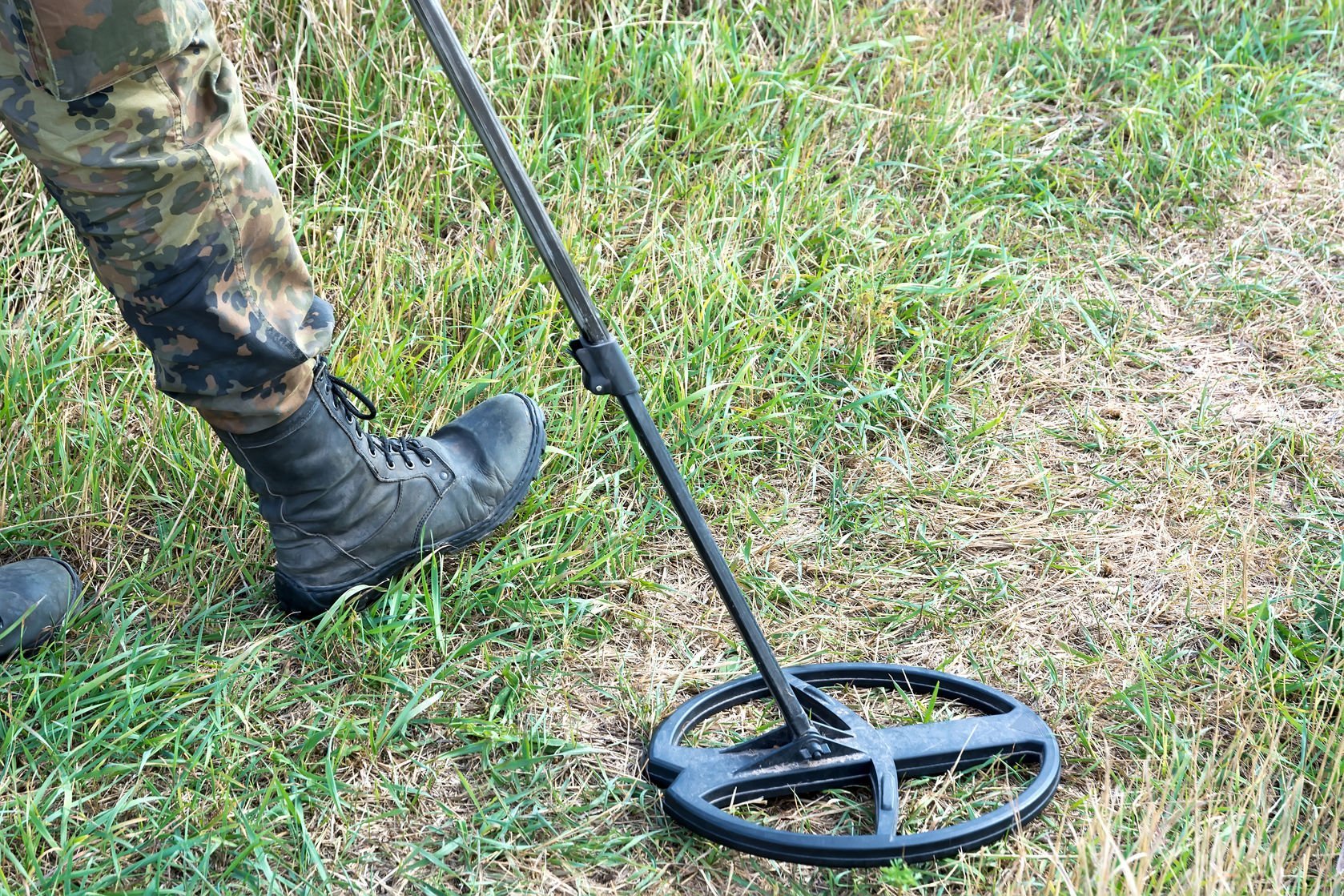 We help metal detectorists find metal detecting buddies and old bottle ...