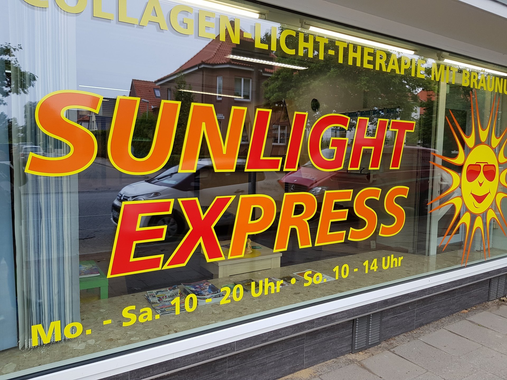 Sunlight Express - Ihr freundliches Sonnenstudio!