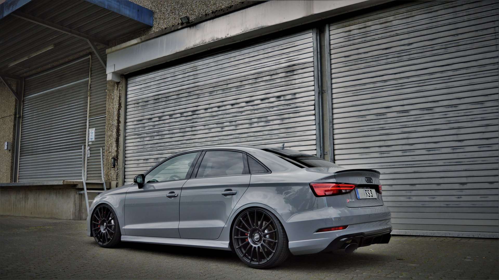 Audi RS 3 8V Limousine gepfeffert Gewindefahrwerk