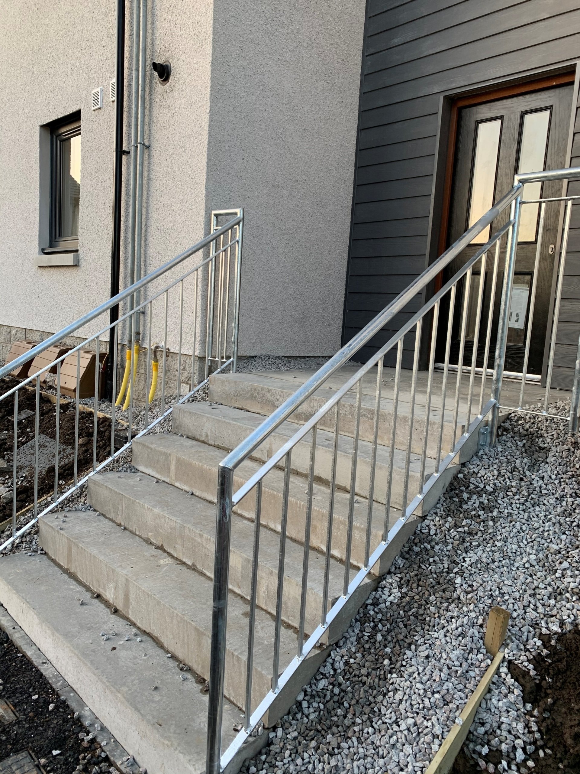 Steel Fabrication / PVC Plastic Handrail Capping - MDK