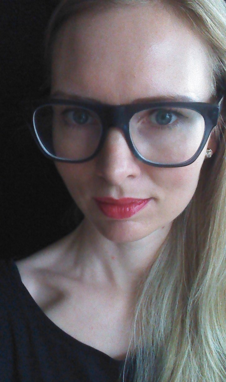 Hanna Rollmann in Paris (Bibl. Doucet, 2014)