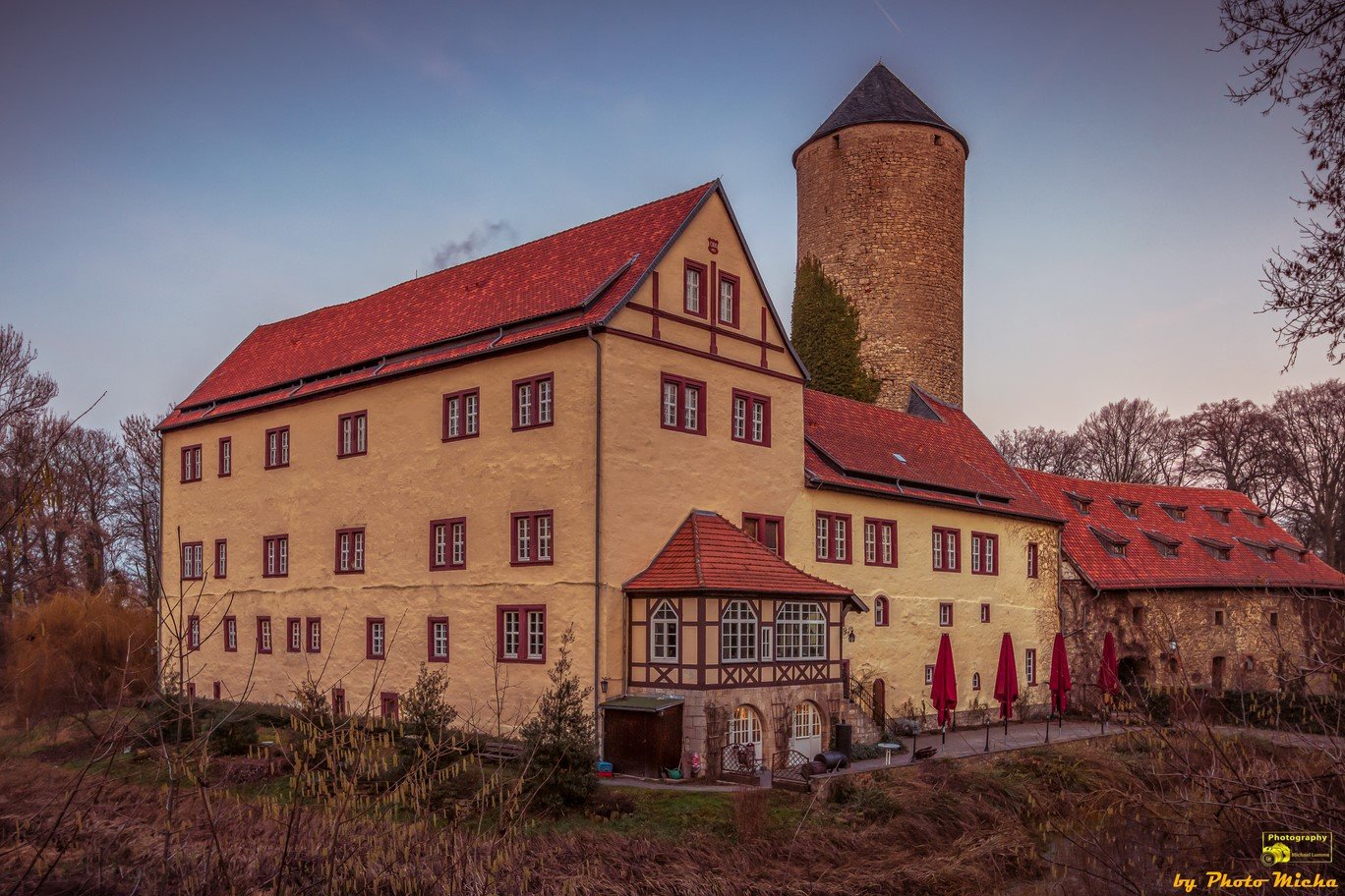 Sonnenuntergang am Wasserschloss Westerburg