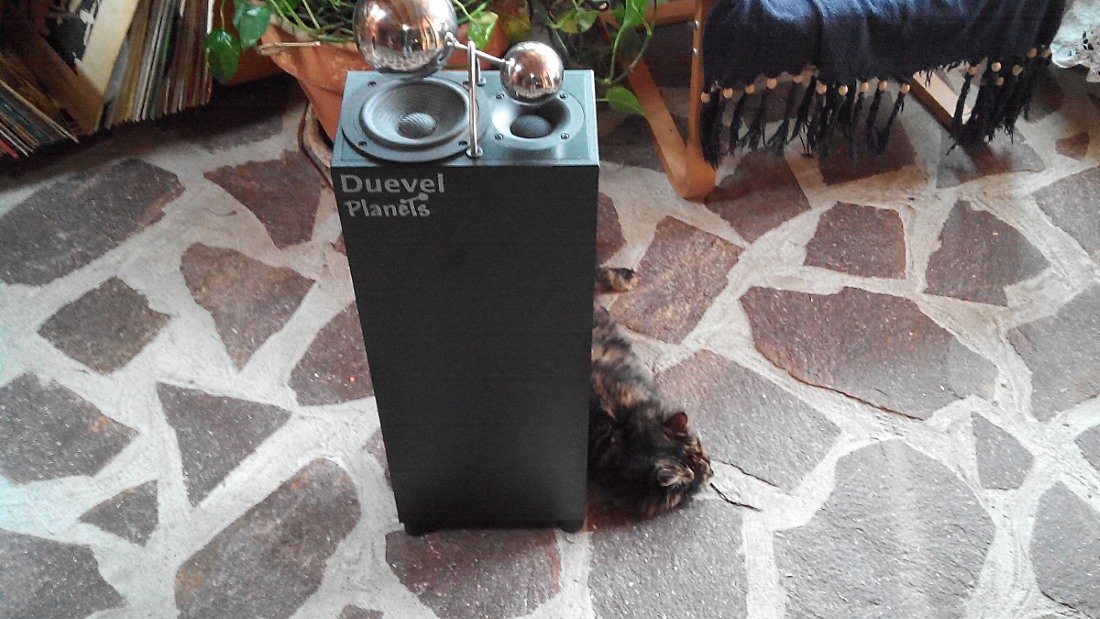 Duevel Planets - omnidirectional highend audio home speaker