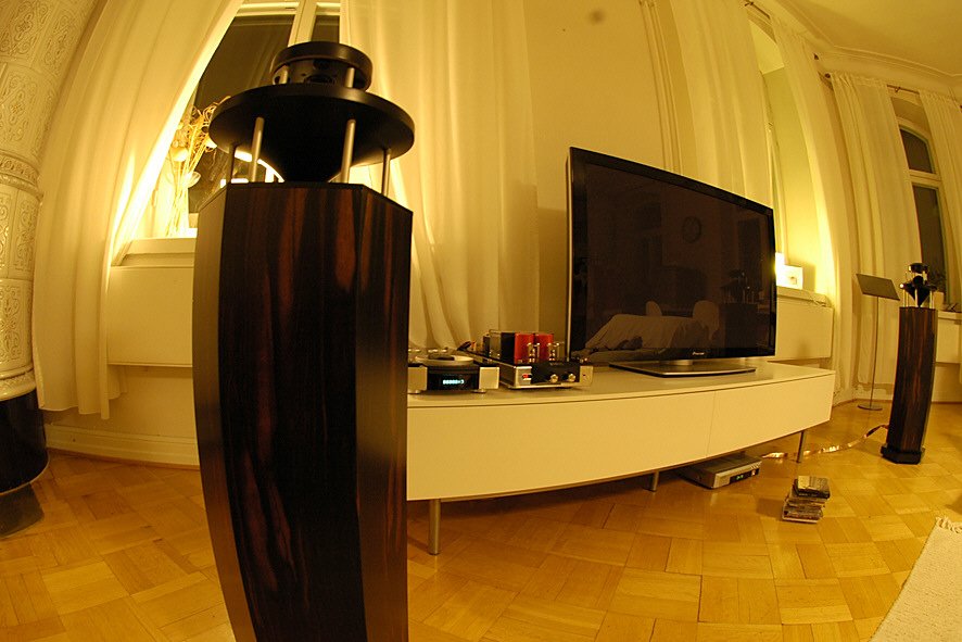 Duevel Venus - omnidirectional highend home-audio speaker