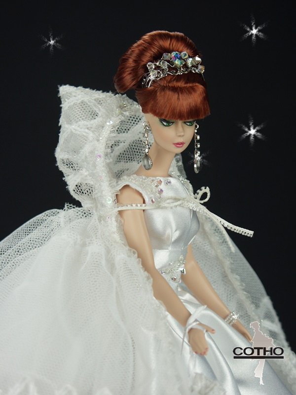 Fashion dolls Barbie repainted haute couture made in France
