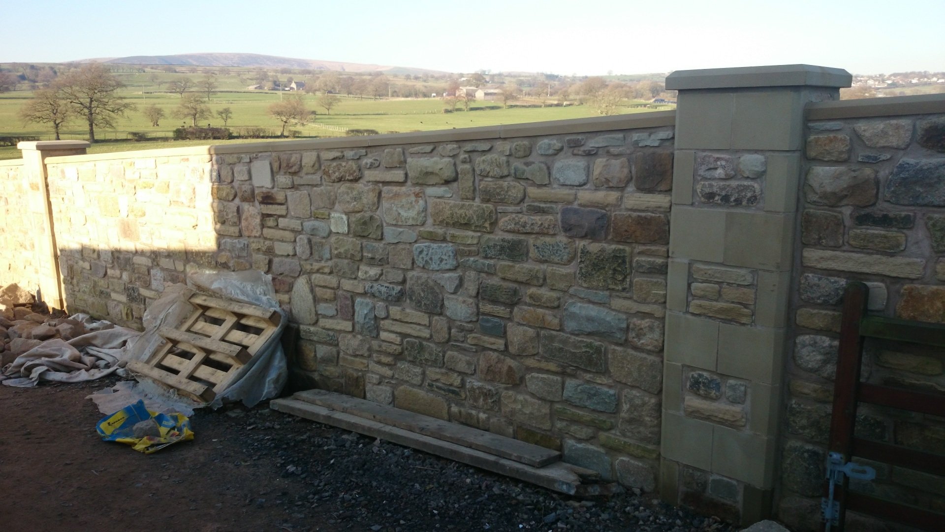 Walling Stone