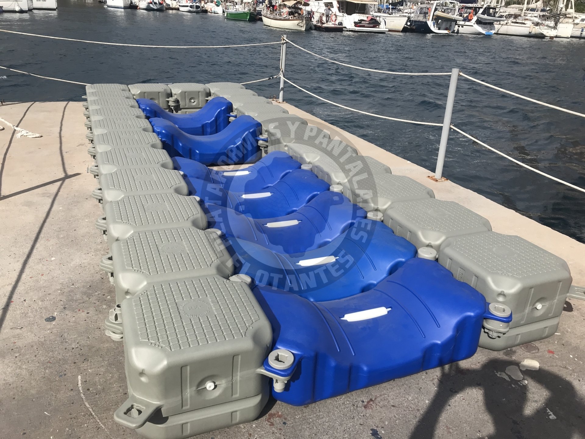 Muelle para embarcaciones; barco, semirrígida,neúmatica, dingui..