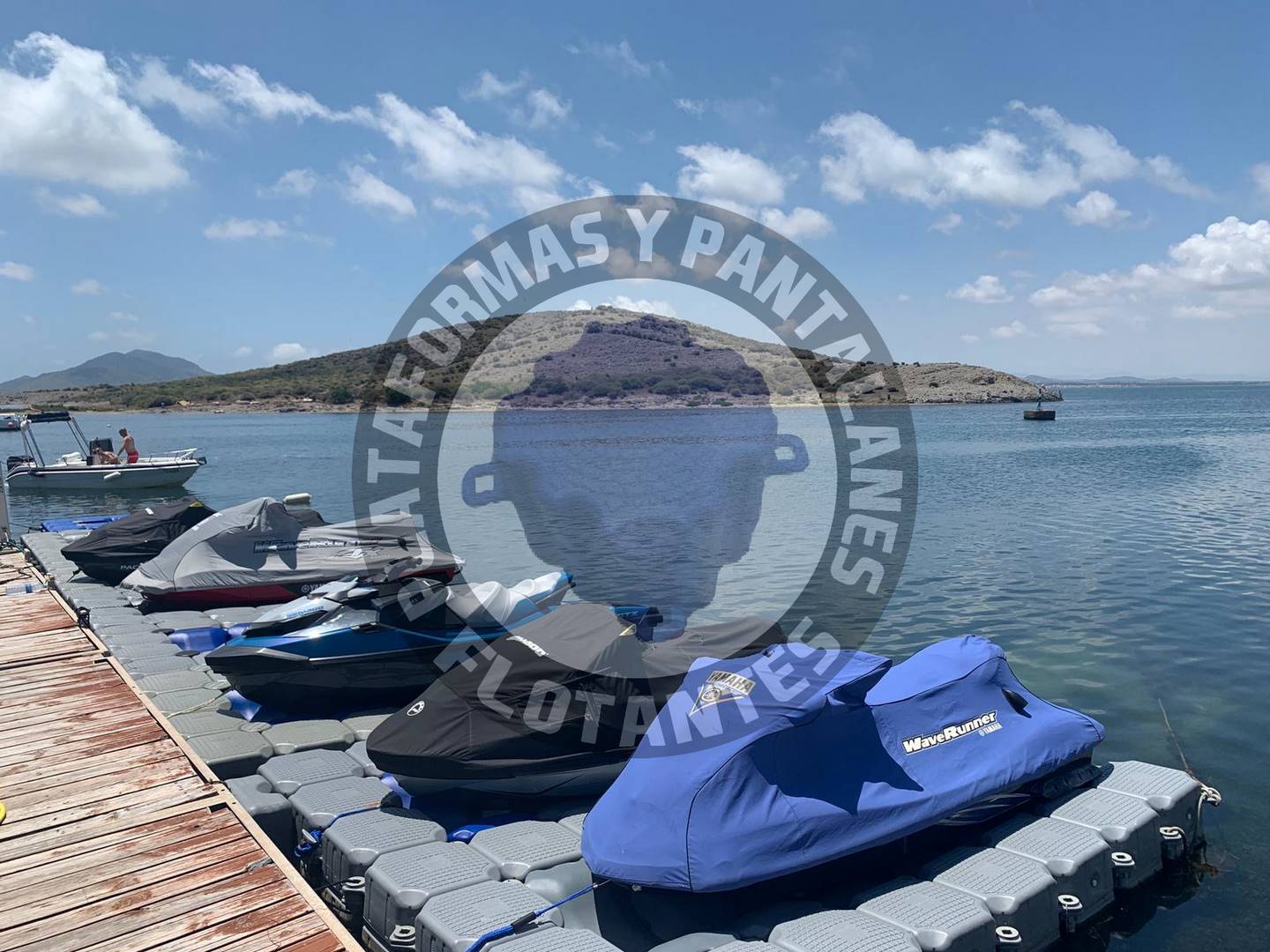 Doca Flutuante Para 9 Jet Skis - PyP