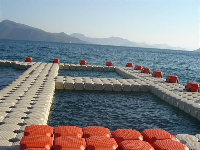 Plateforme de loisirs flottans