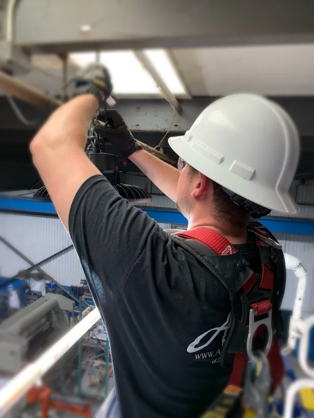 Home [www.amptelectric.com]