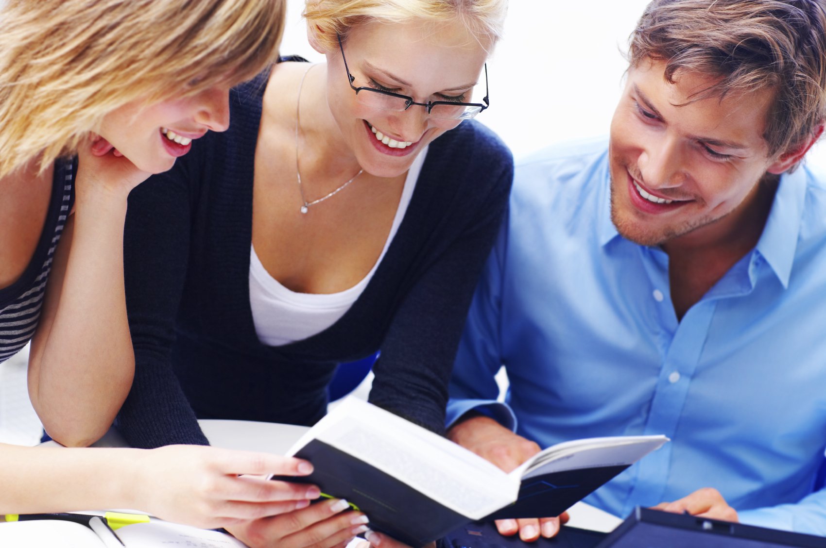 Learn About The Brain-Health Benefits of Reading Books