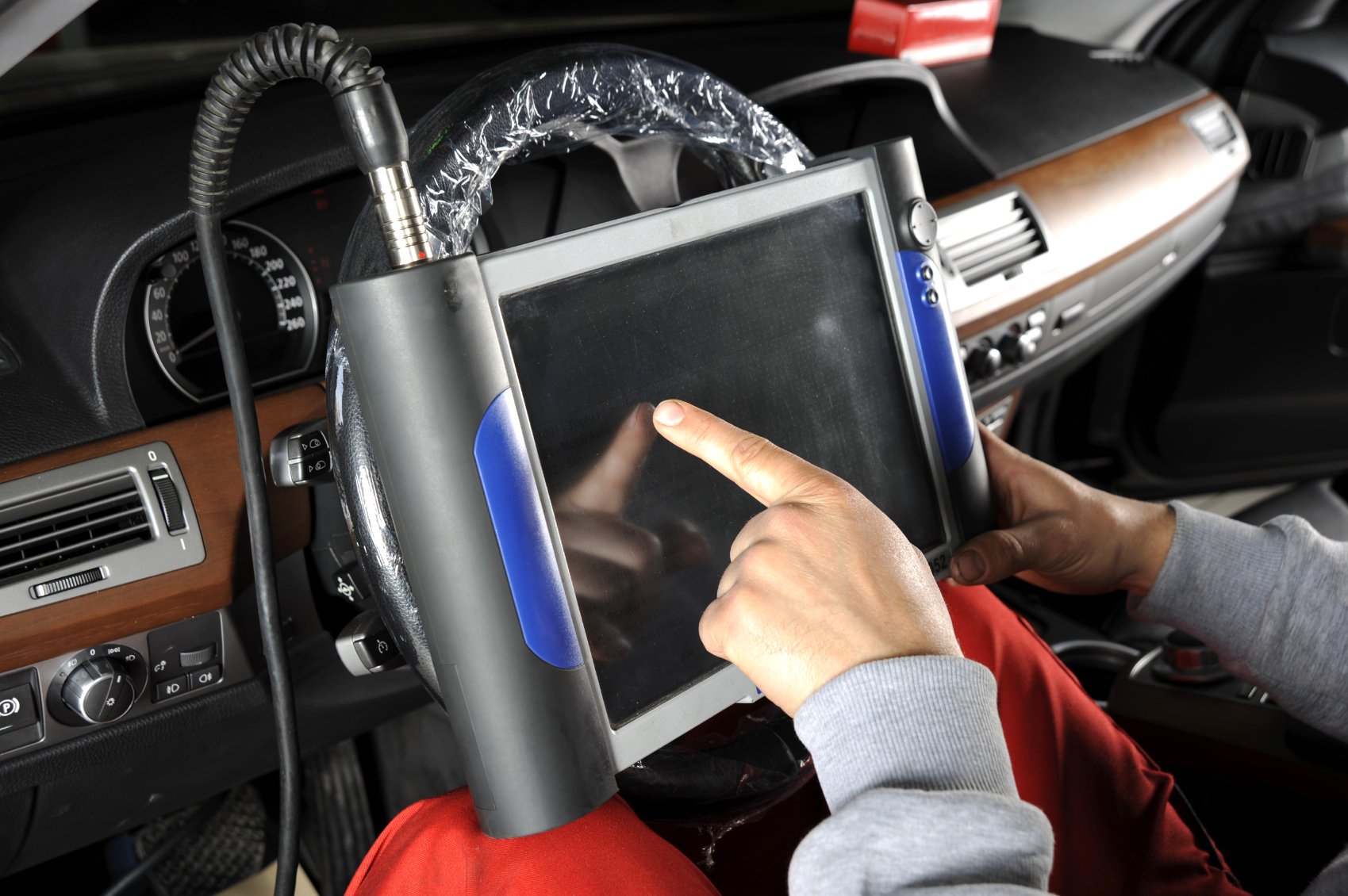 Hawes Garage, established 1985 & based in South Queensferry.